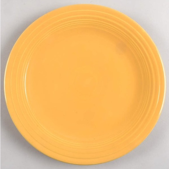 Fiesta | Dining | Vintage Fiesta By Homer Laughlin Yellow Dinner Plate ...